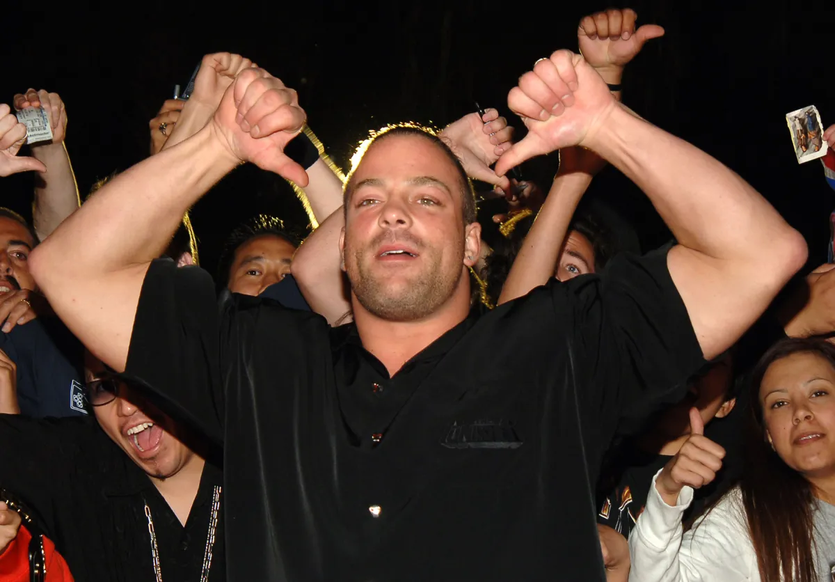 WWE Hall of Famer Rob Van Dam Gives Update on Severe Injury - Newsweek
