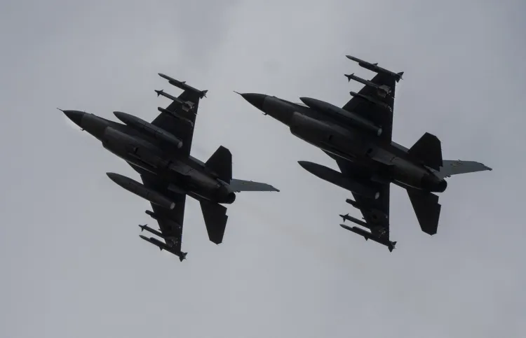 Ukraine’s F-16 Combat Jet Intercepts Aerial Target in Rare Footage ...