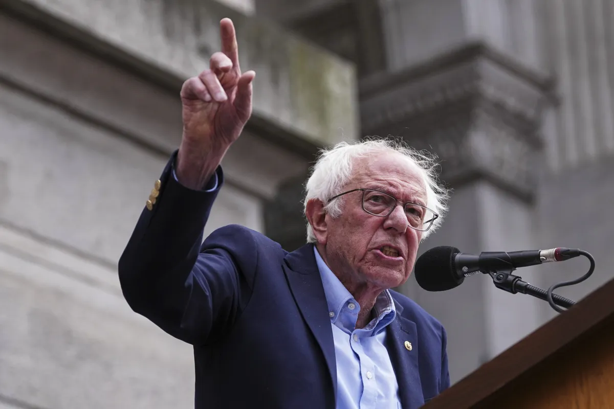 Bernie Sanders Defends Using Private Jets for ‘Fighting Oligarchy’ Tour ...