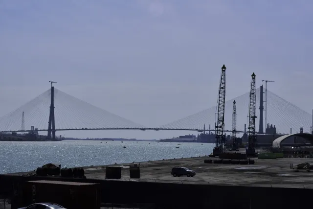 America’s Longest Cable-Stayed Bridge To Link US With Canada - Newsweek