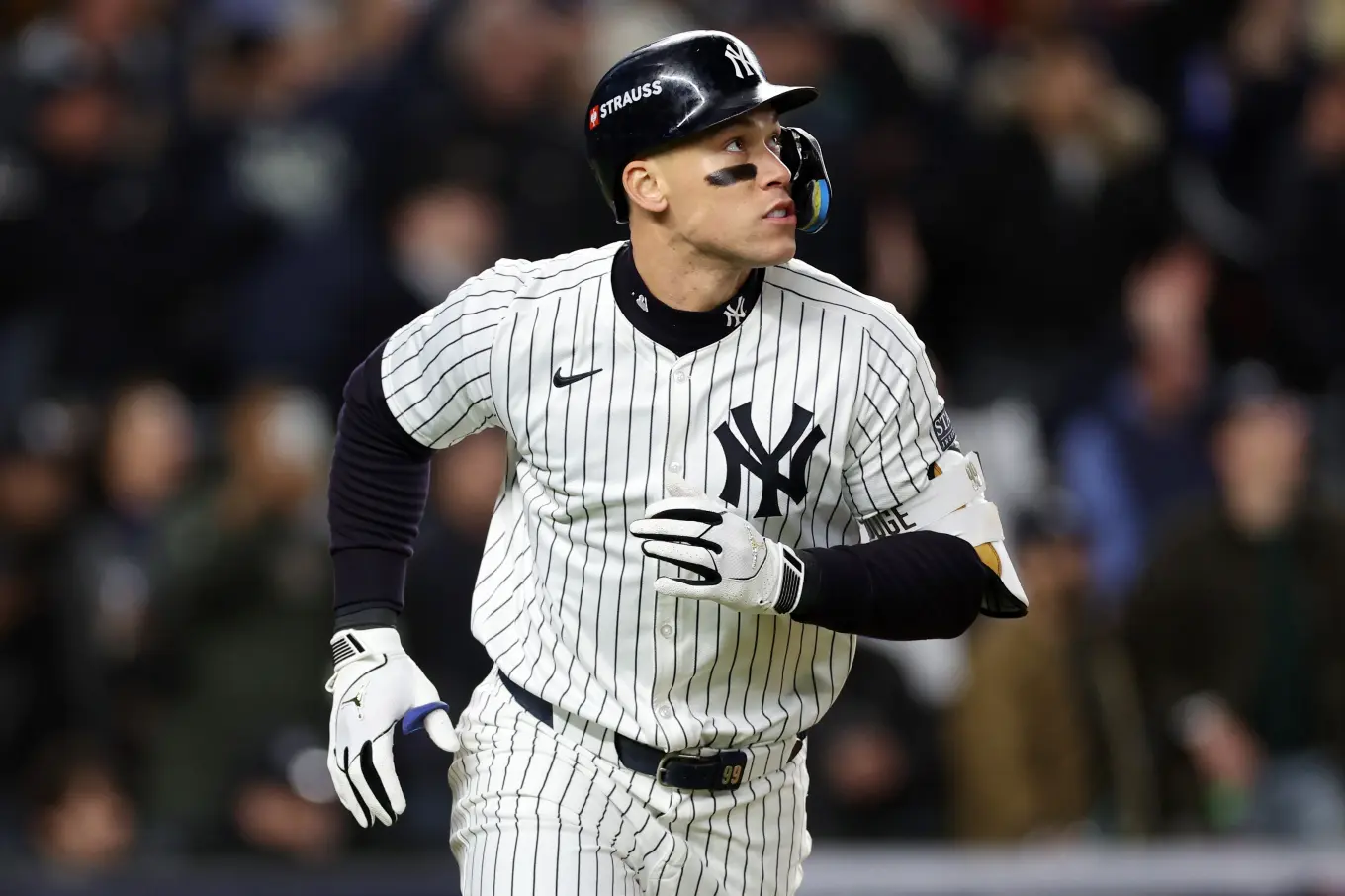 Yankees Star Aaron Judge Makes History, Joins Franchise Greats With Dominant Start to Season ...