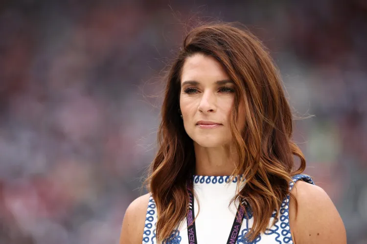 Danica Patrick Expands Broadcasting Role Away From F1 With Tony Stewart ...