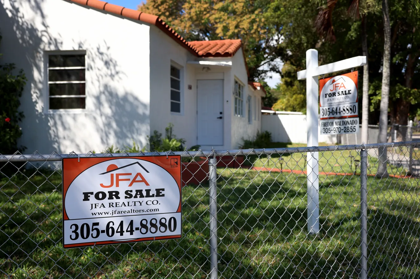Map Shows Home Values Dropping in Half the Country as Housing Market ...