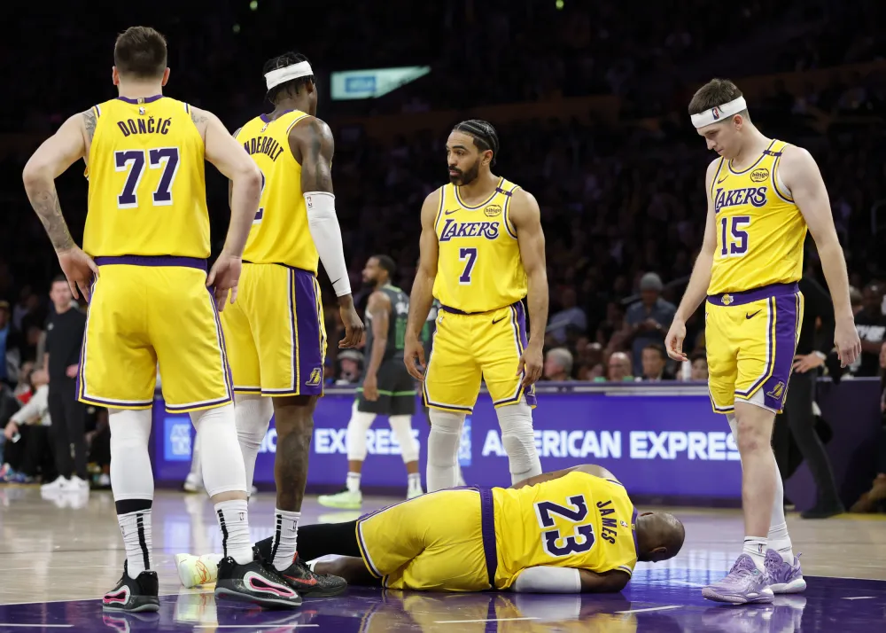 Lakers Trade Package for Star Center Reportedly Revealed - Newsweek