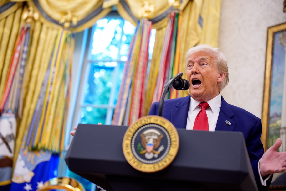 White House Is ‘Full of Lunatics’ Says Economist - Newsweek