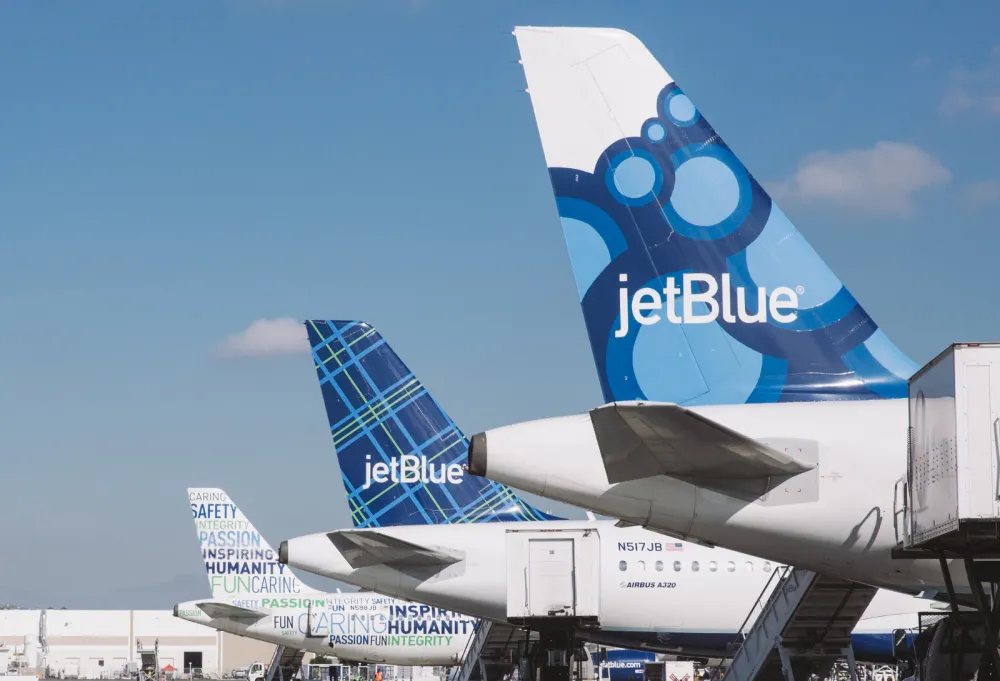 JetBlue announces changes to loyalty program - Newsweek