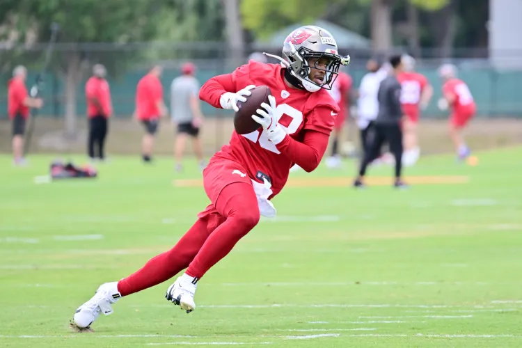 Buccaneers' Shilo Sanders Ejected From Final Preseason Game - Newsweek