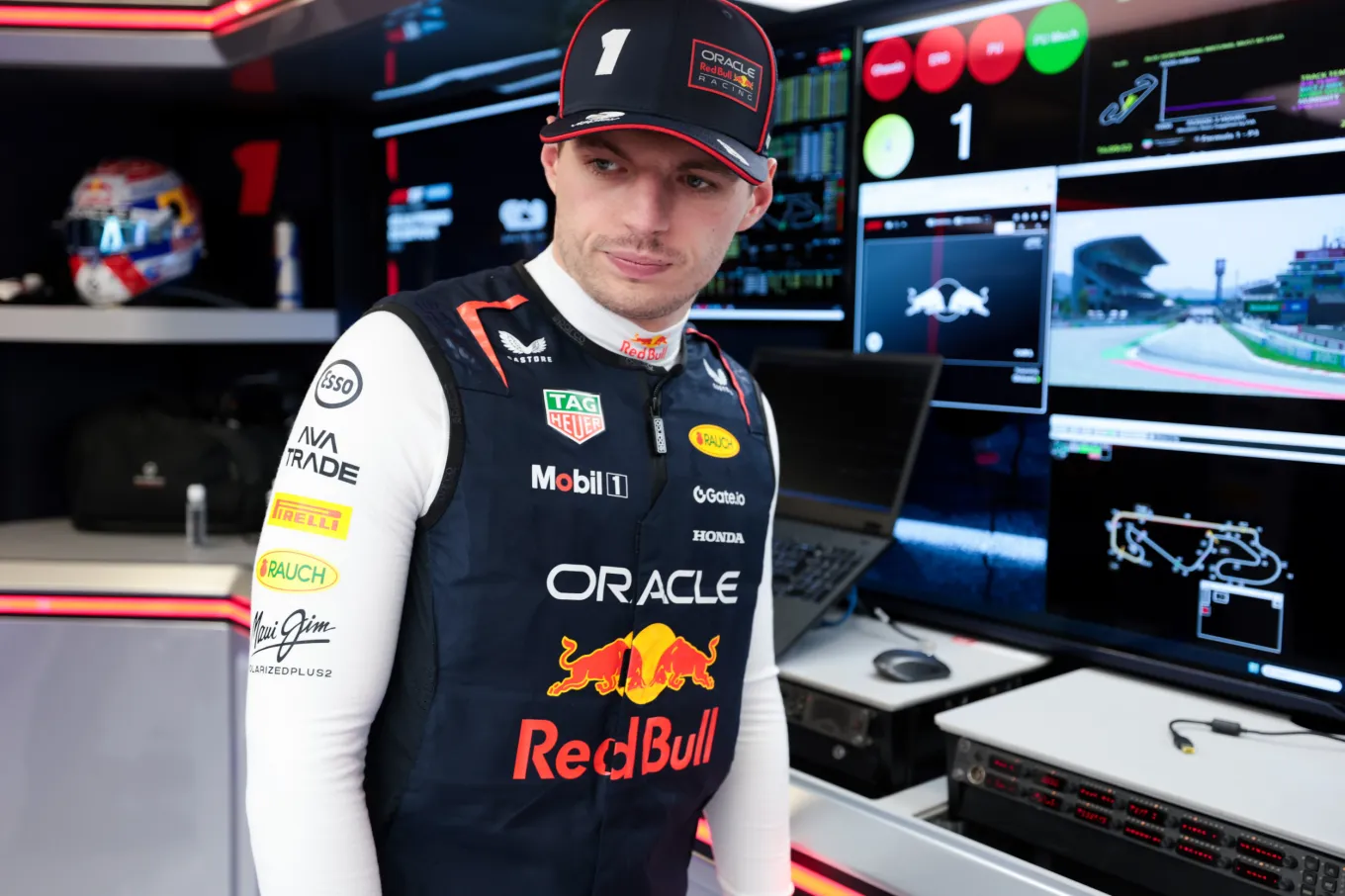 Red Bull Insider Admits Max Verstappen Error Behind Crash with Russell ...