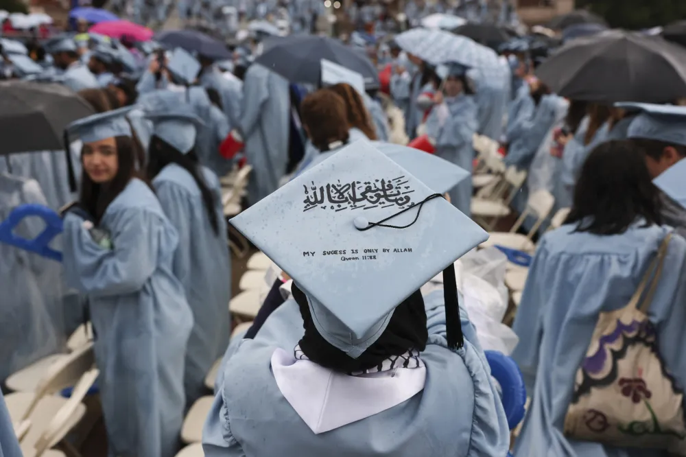 Columbia Fails to Meet Accreditation Status, Trump Admin Warns - Newsweek