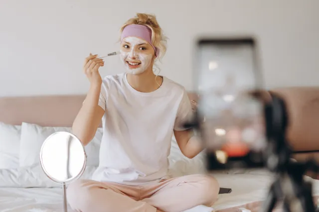Viral Beauty Routines Are Damaging Tween and Teen Skin, Study Warns ...