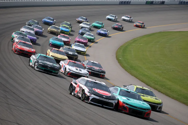 NASCAR Insiders Clap Back At Michigan Critics: 'It's a Damn Good Race ...