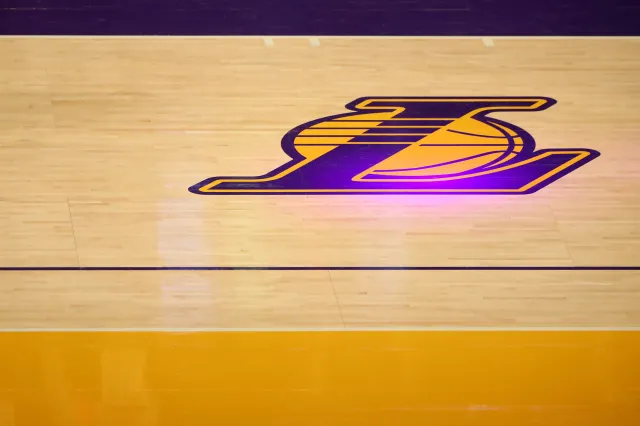 NBA World Reacts to Lakers' Stunning $10 Billion Valuation Sale - Newsweek