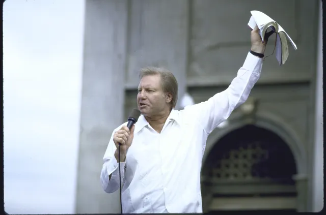 Jimmy Swaggart Scandal: 1988 Prostitution Controversy Explained - Newsweek