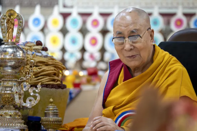 China Reacts to Major Dalai Lama Announcement - Newsweek