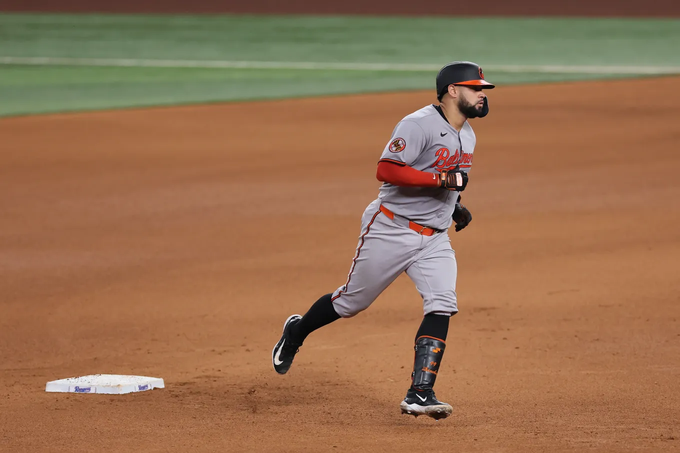 Yankees Could Reunite With Long-Time All-Star Catcher to Bolster Depth ...