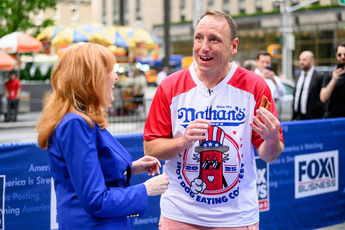 Nathan’s Hot Dog Eating Contest Odds, Best Bets: Joey Chestnut Returns ...