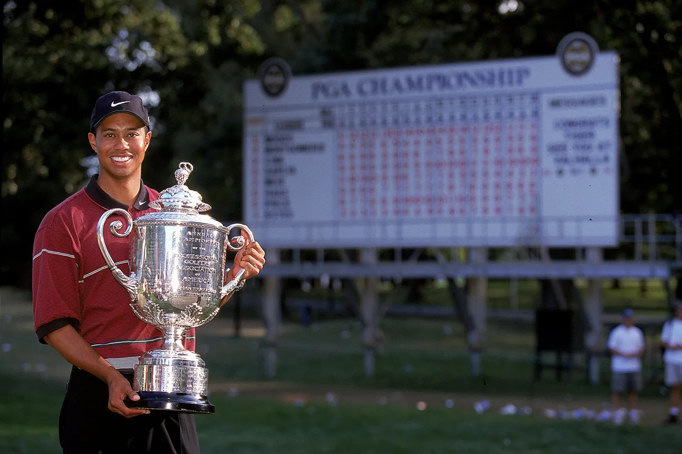 Tiger Woods' Legendary Ex-Caddie Names Most Important Win of Career ...