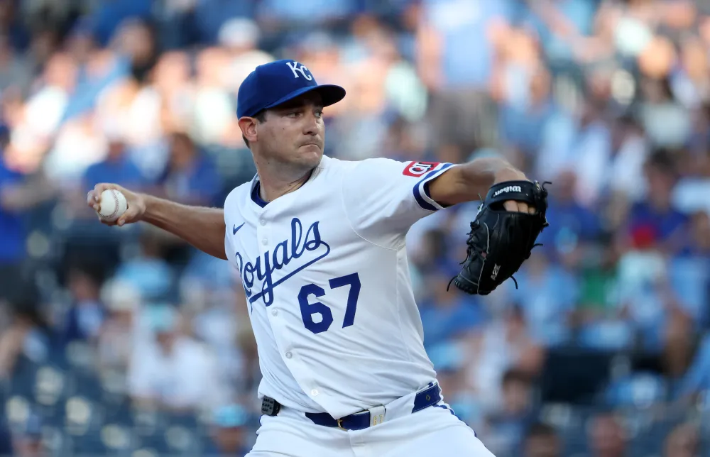MLB Insiders Advocate Cubs Pursue Royals' $38 Million Pitcher at Trade ...