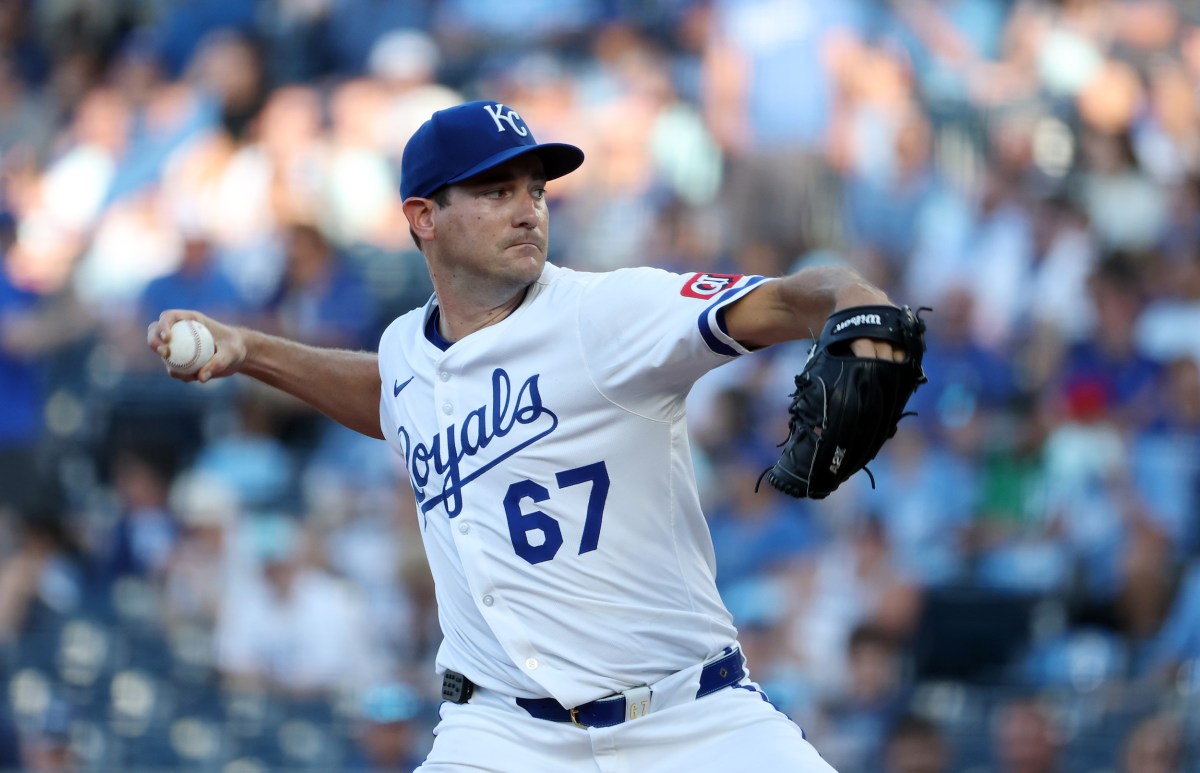 MLB Insiders Advocate Cubs Pursue Royals' $38 Million Pitcher at Trade ...