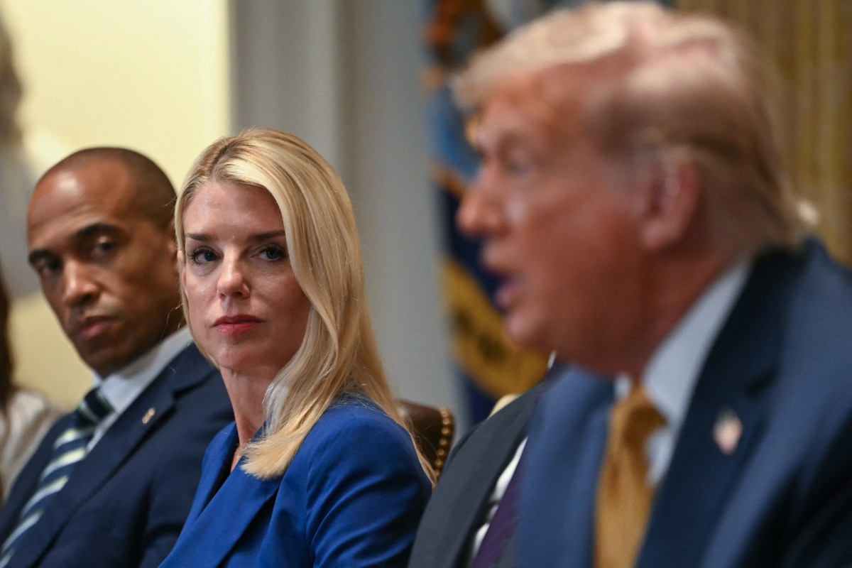 Log Off Social Media and Return to the Real Things | Opinion - Newsweek