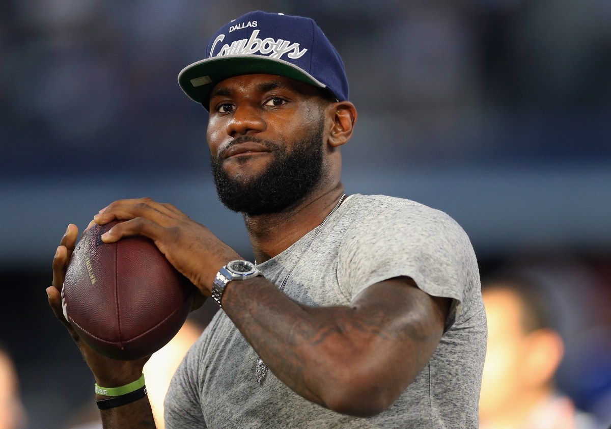 Davante Adams Doesn't Hold Back on LeBron James' NFL Potential - Newsweek