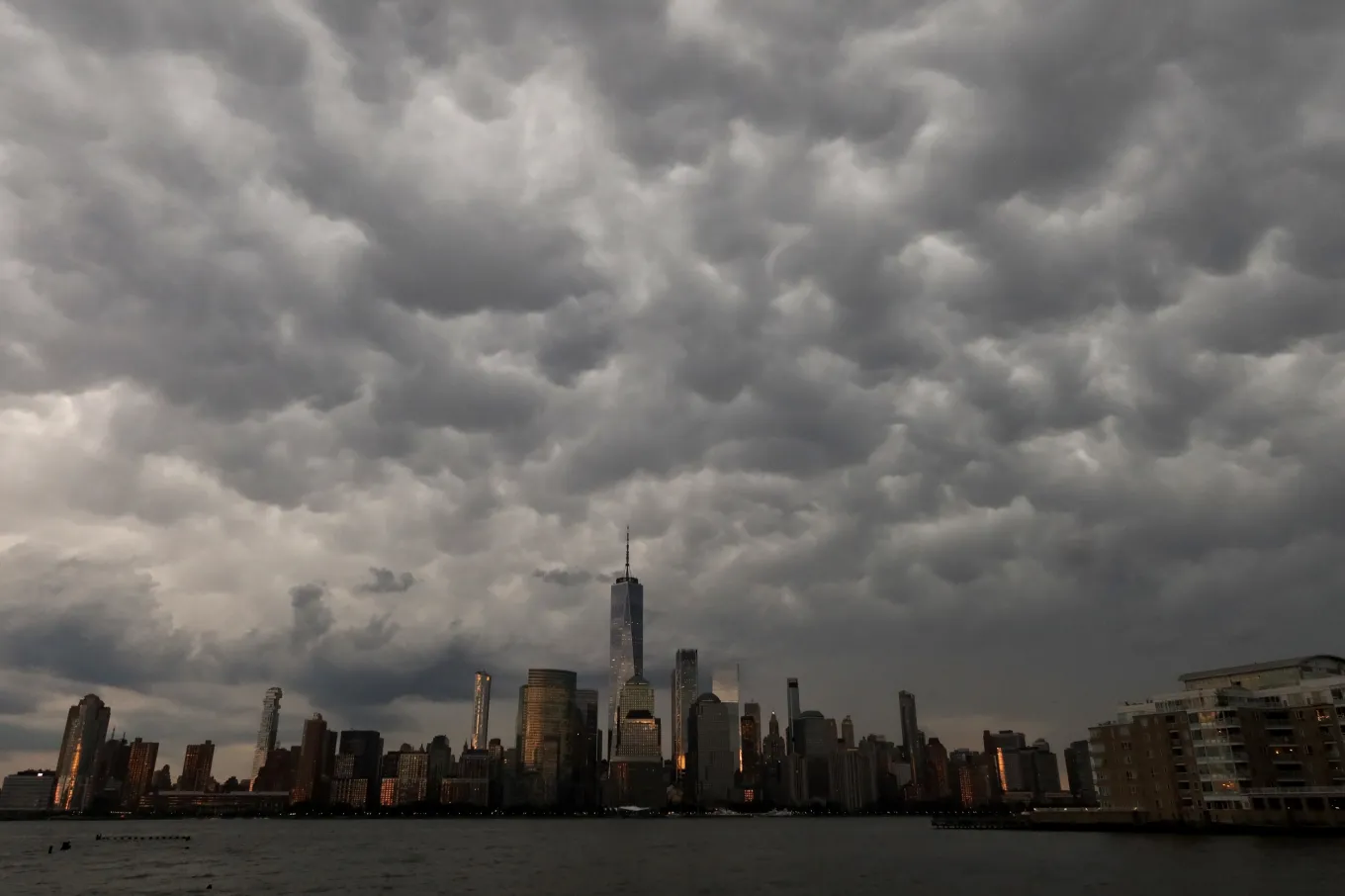 Videos Show Flash Floods Swamping New York Subways, Trains - Newsweek