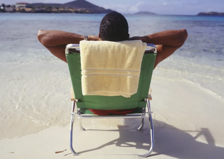 Woman Leaves Husband Sunbathing, Horror at Where She Finds Him 3 Hours ...