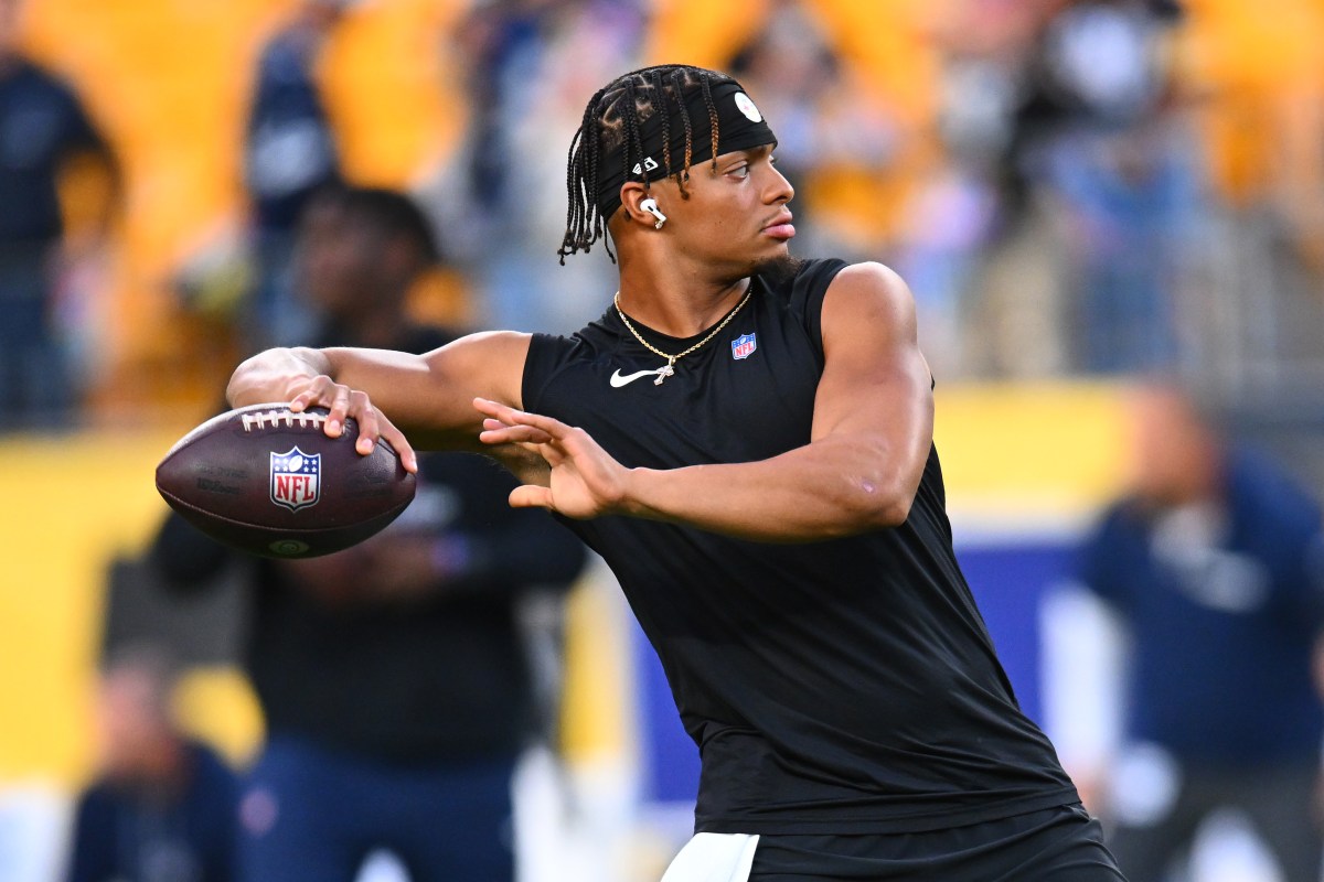 Jets' Latest Prediction Would See Justin Fields Quickly Replaced - Newsweek