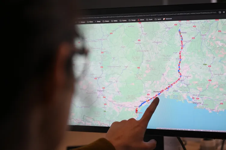 Google Maps Media Controls Go Missing—’Working To Fix’ - Newsweek
