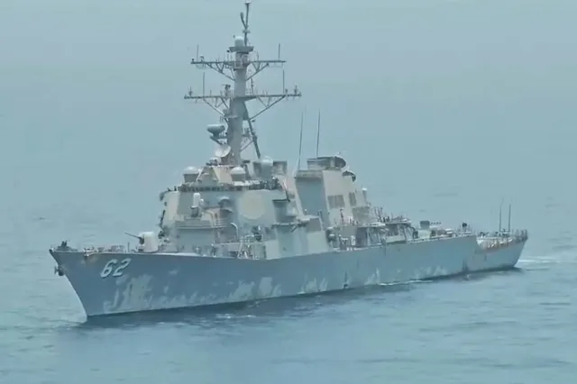 Iran Navy Confronts US Destroyer in Gulf of Oman - Newsweek
