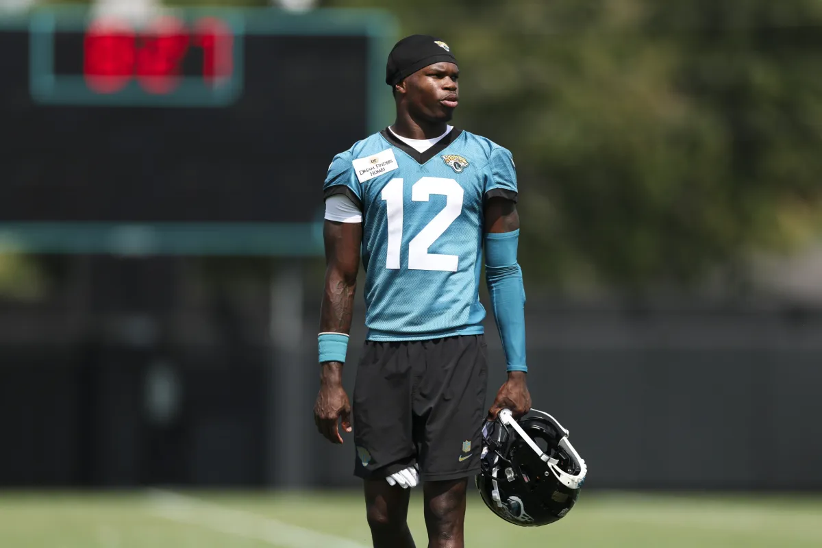 Jaguars' Travis Hunter Sends Blunt Message to Doubters - Newsweek