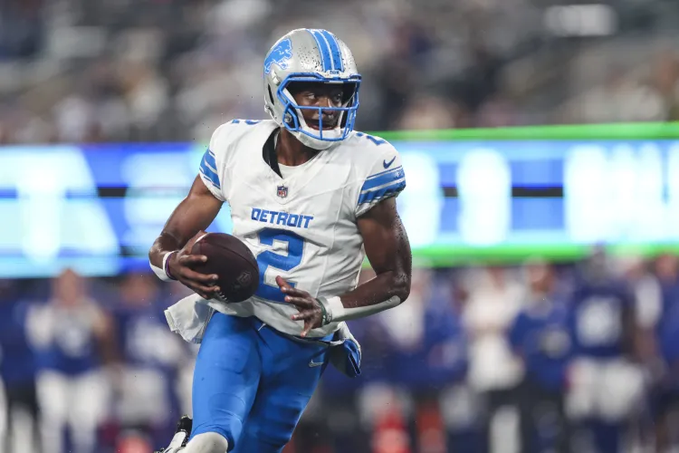 Jets Linked to Surprise QB Trade to Challenge Justin Fields - Newsweek