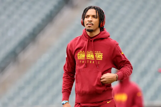 Commanders Get Major Jayden Daniels Injury Update for Packers Game ...