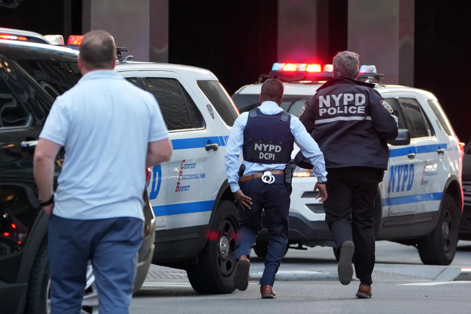 Who Was Shane Devon Tamura? Police ID NYC Shooter - Newsweek