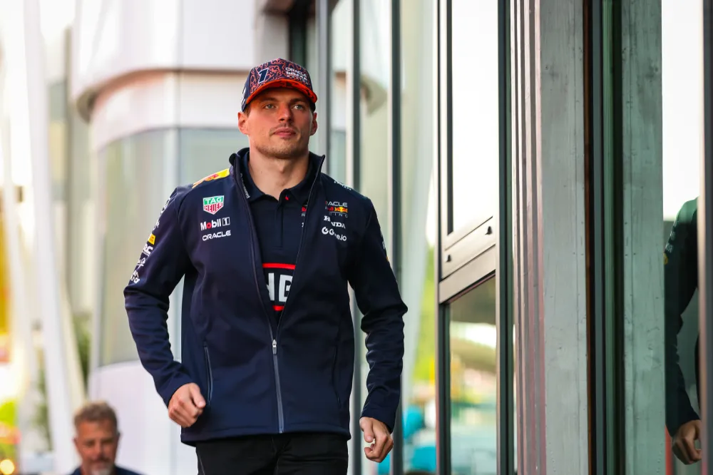 Red Bull Makes Position Clear on Max Verstappen Contract After Mercedes ...