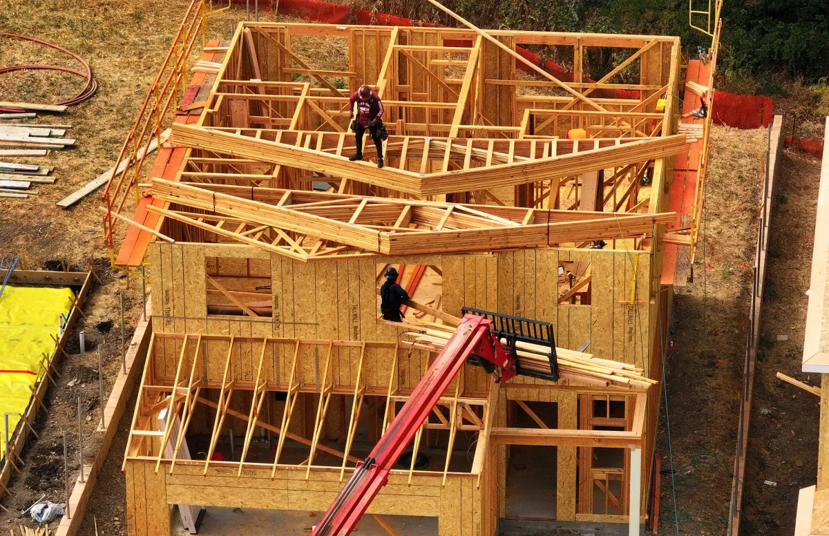 US Housing Market Sees ‘Bright Spot’ Amid Struggles - Newsweek