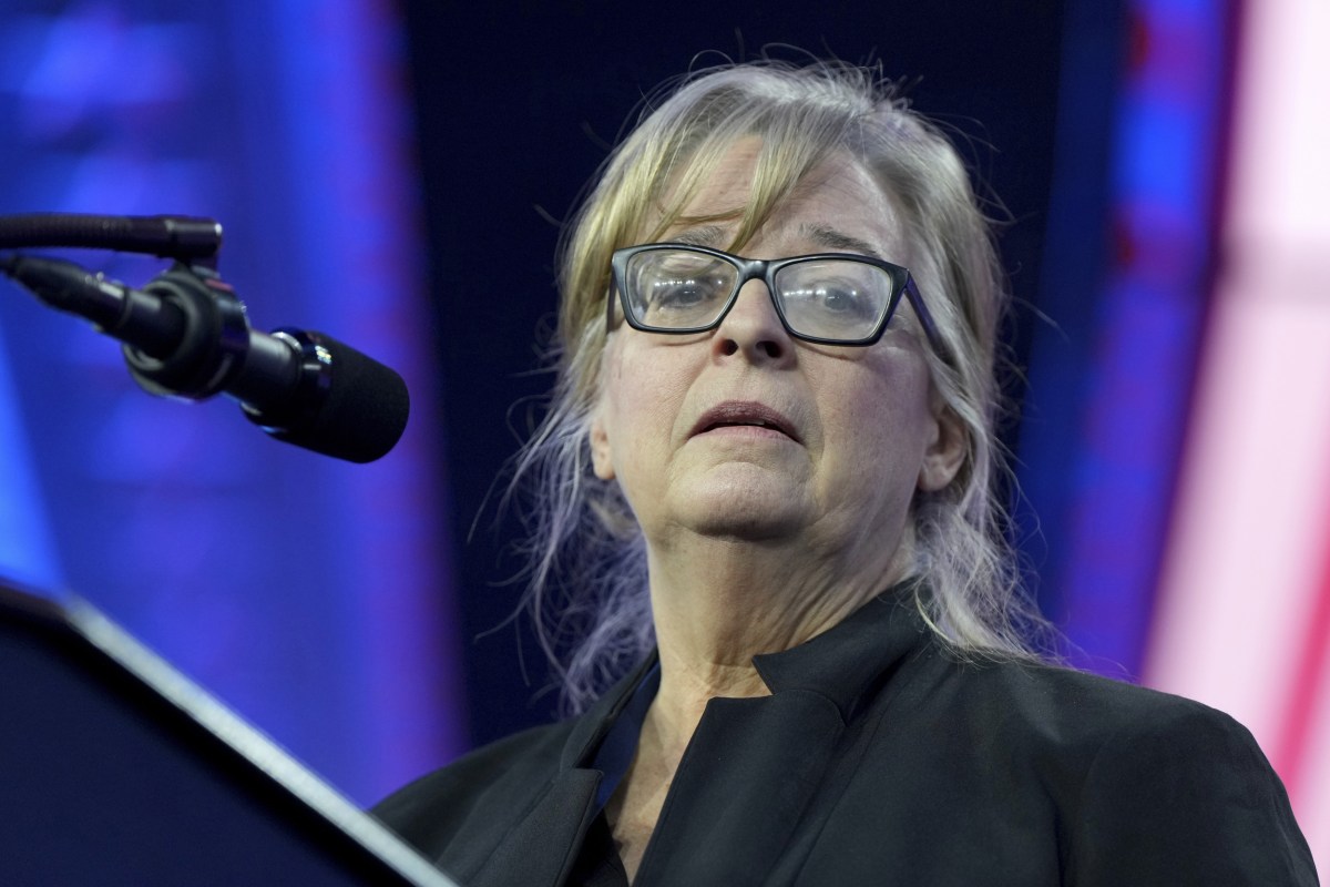 Rachel Morin’s Mother Blames Democrats for ICE Raid ‘Chaos’ - Newsweek