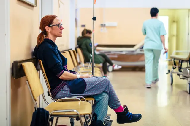 1-in-20 Hospital Patients Spend 24 Hours Waiting in Emergency ...