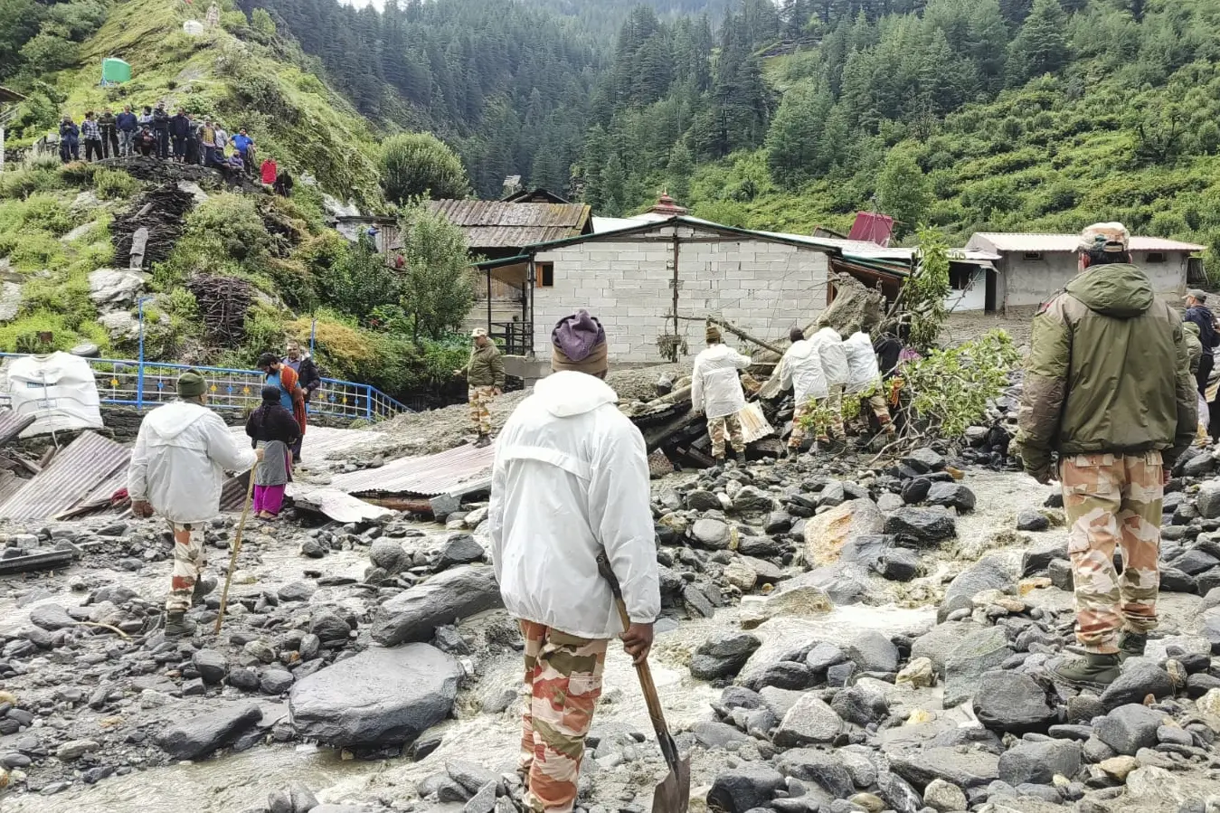 India Floods: Video Shows Mudslide Engulf Village As Clou... - Newsweek