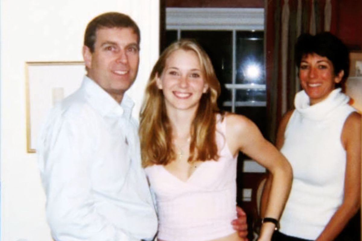Prince Andrew and Ghislaine Maxwell Planned ‘Dossier’ on Accuser - Newsweek