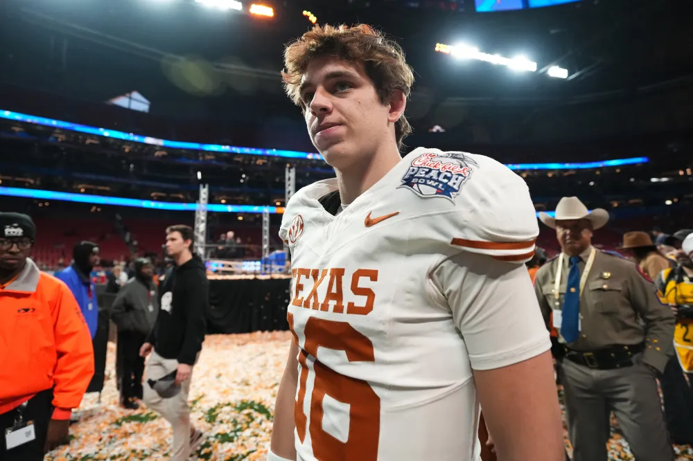 Texas QB Arch Manning Gets Strong Reaction From NFL Champion - Newsweek
