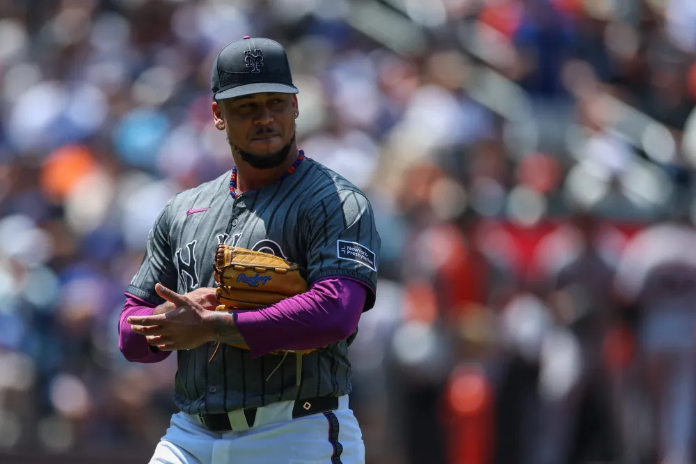 Carlos Mendoza Makes Bold Frankie Montas Decision For Mets' Postseason ...