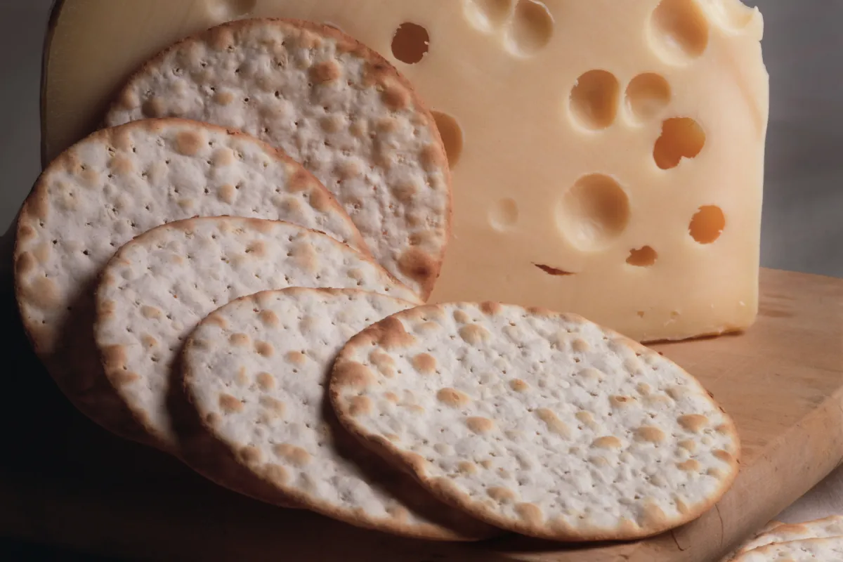 Crackers Recall As FDA Issues Warning To Consumers - Newsweek