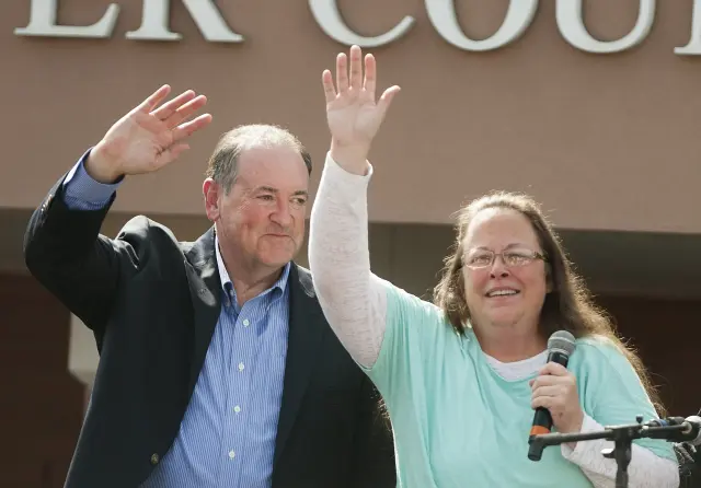 Who is Kim Davis? Kentucky Clerk Seeks to Overturn Same-Sex Marriage ...
