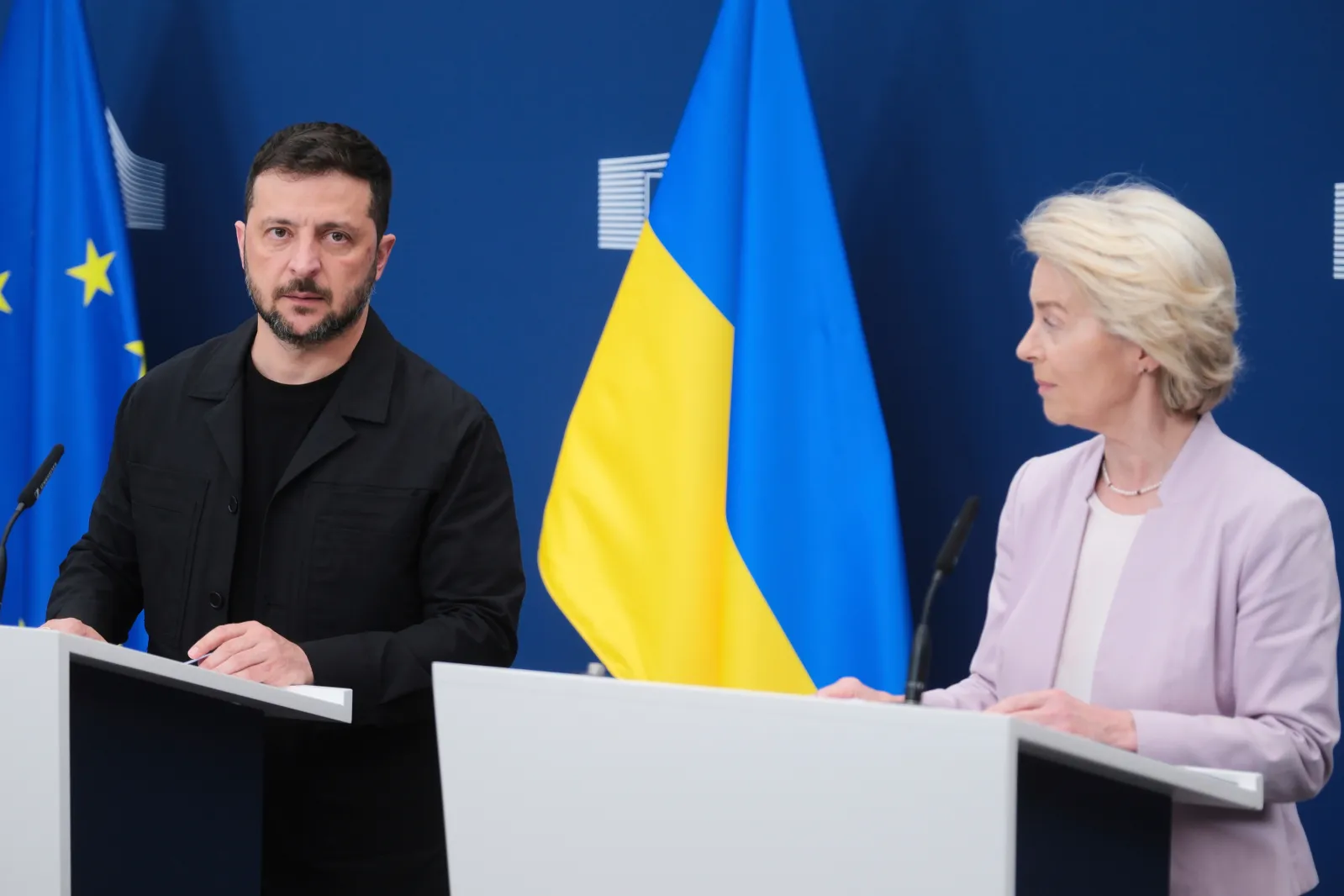 Zelensky Returning to White House With Backup After Trump Clash - Newsweek