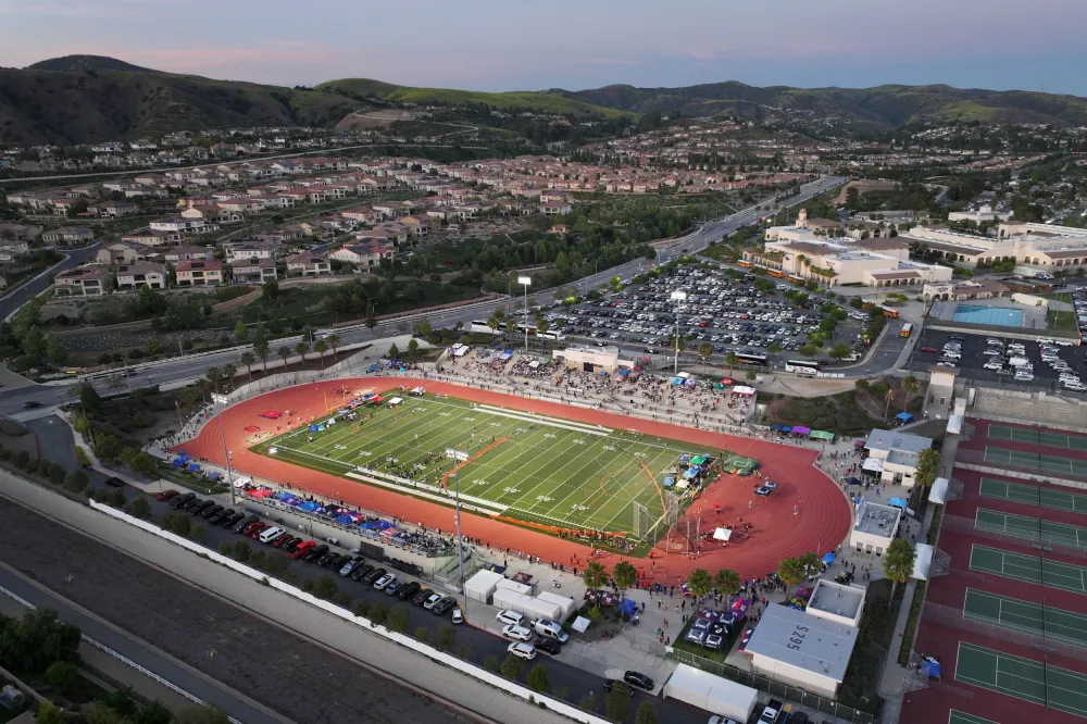 16-Year-Old American Dillon Mitchell Breaks World Record in 60m Race ...