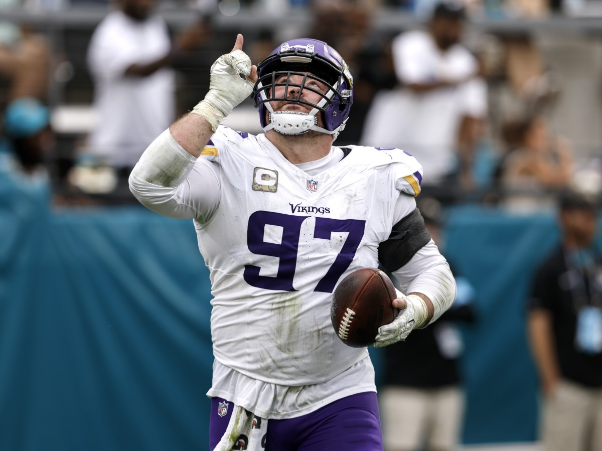 Jets Earned 'B' Grade for Harrison Phillips Trade Despite Addressing ...
