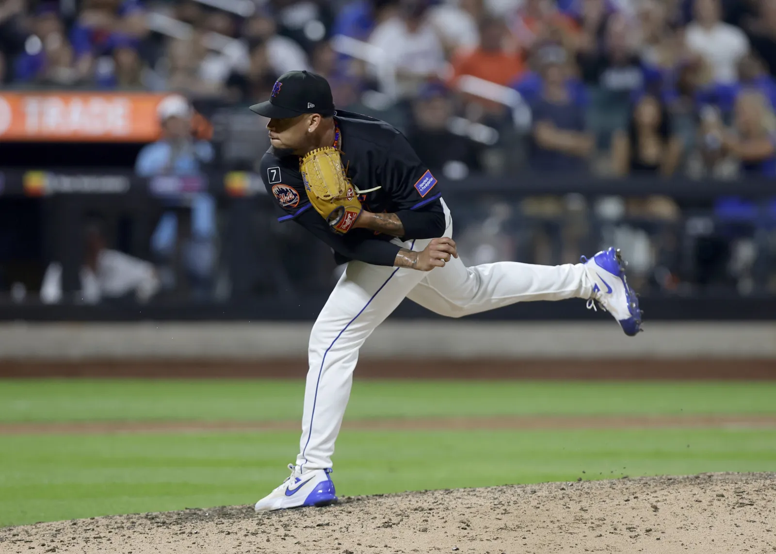 Mets Cut Frankie Montas, Whom They Owe $17 Million - Newsweek