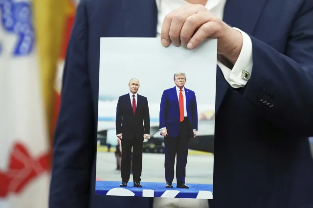 Trump Asked If Putin Is 'Back On The Clock' Amid Russia-Ukraine ...
