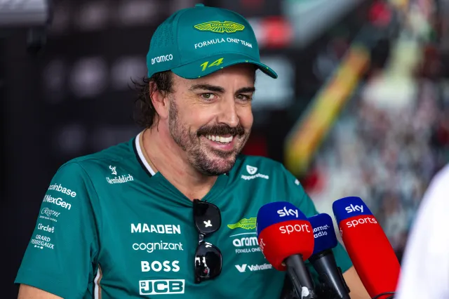 Fernando Alonso Responds to Taylor Swift and Travis Kelce's Engagement ...